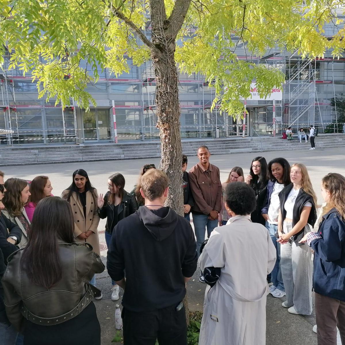 An active and sunny start to the new academic year for Master's students | HEG-FR