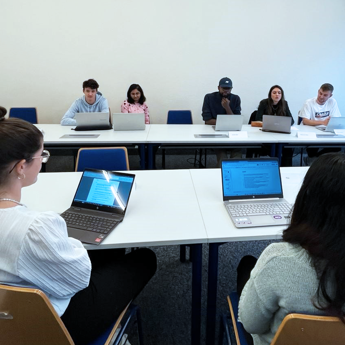 Crisis management in a bank for Bachelor of science in Business Administration students | HEG-FR